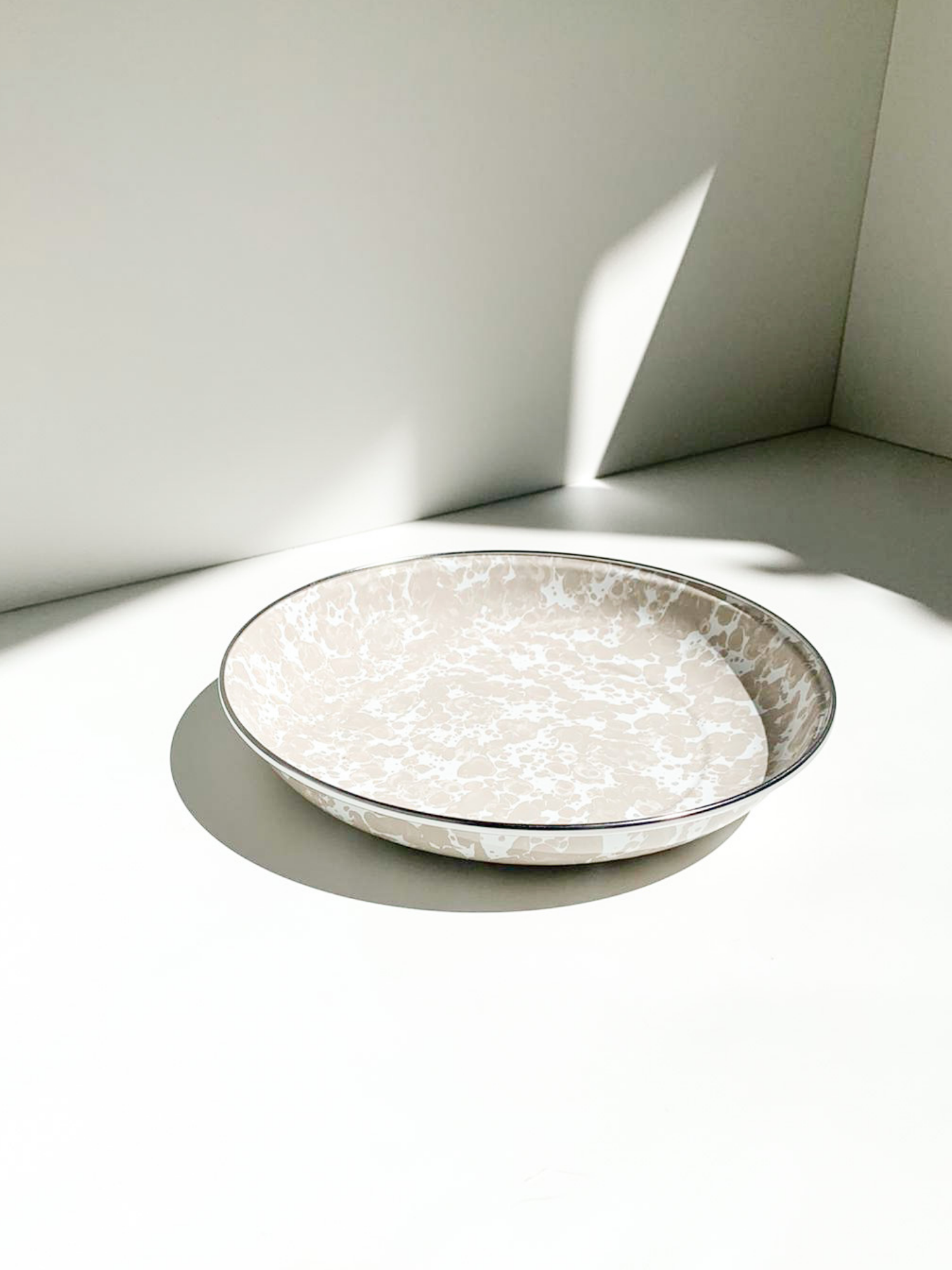 BEIG Deep Plate – HŌMU DESIGN